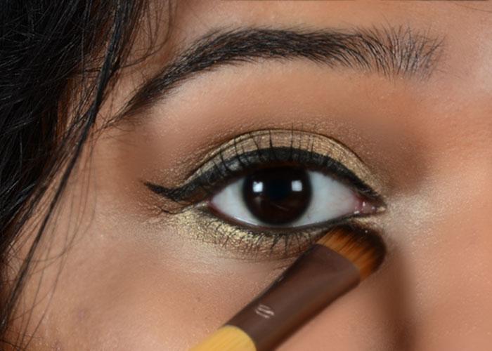 Gold Smokey Eye Tutorial
