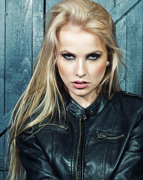 53 Most Flattering Hairstyles For Square Faces