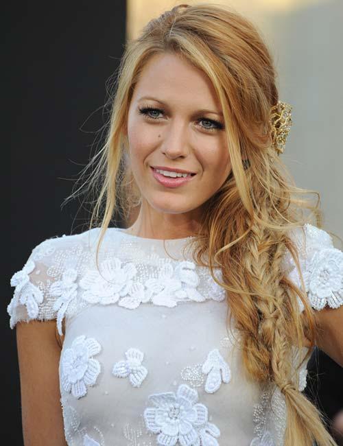 25 Flattering Hairstyles For Oval Faces To Try In 2024