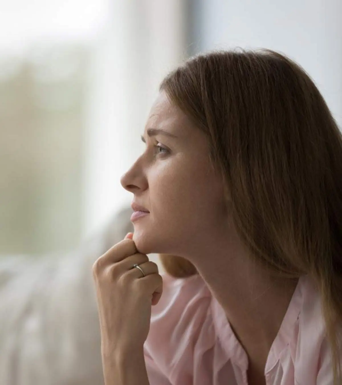 How To Forget Someone You Love: 20 Expert Ways To Move On