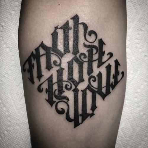 27 Ambigram Tattoo Designs That Will Make You Flip
