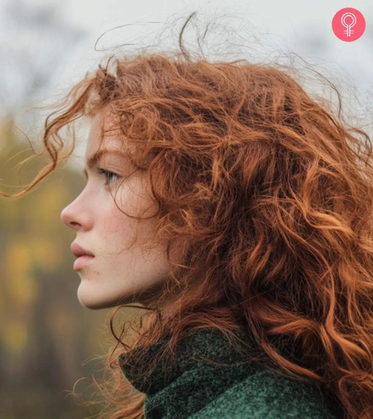 Home Remedies For Frizzy Hair: 14 Natural Solutions