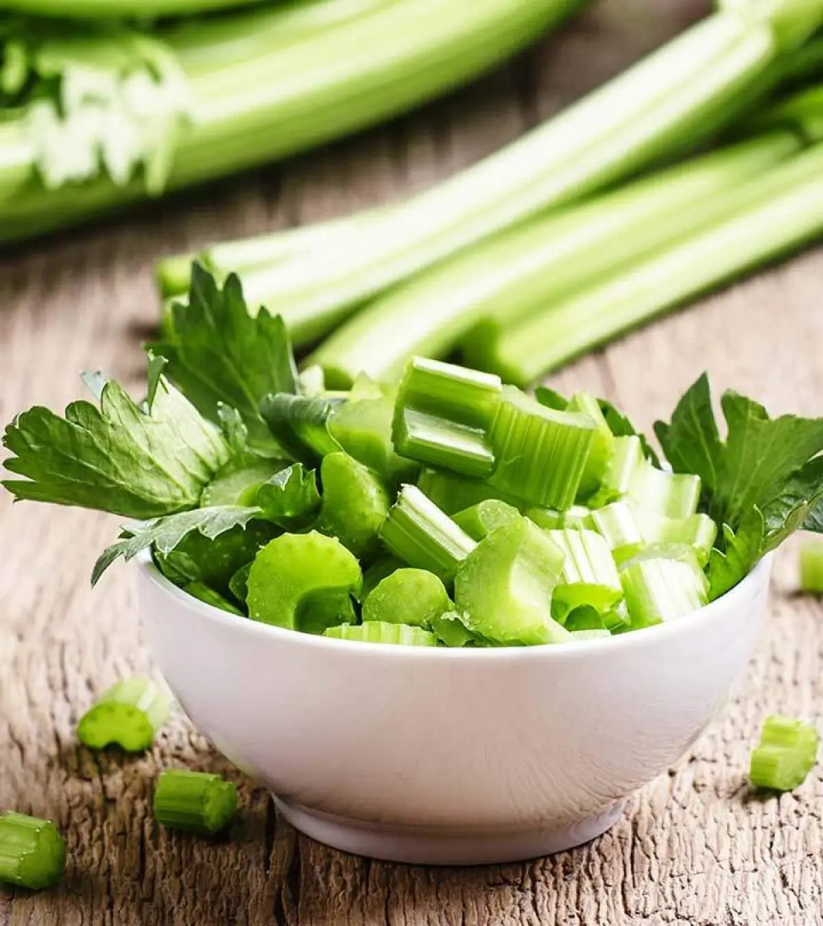 Celery Benefits: 16 Essential Health Perks For Your Diet