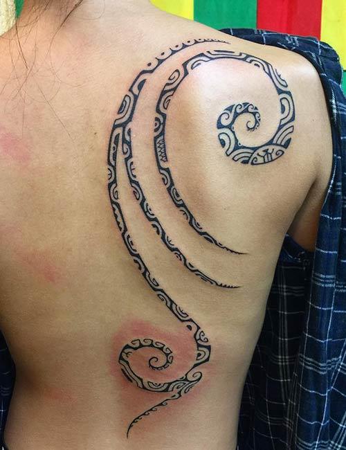 25 Meaningful Hawaiian Tattoo Designs To Try In 2024