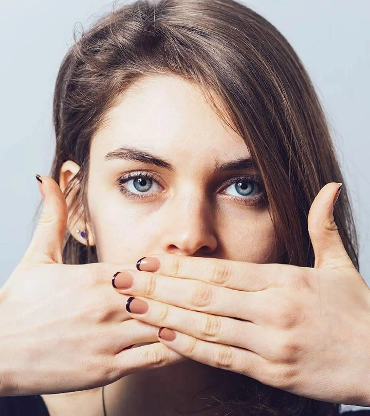 How To Get Rid Of Swollen Lips: 11 Natural Remedies That Work