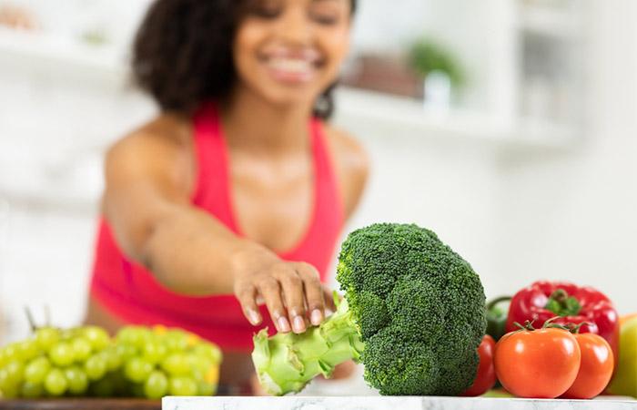 6 Vitamins For Glowing Skin, Why You Need Them + Food Sources