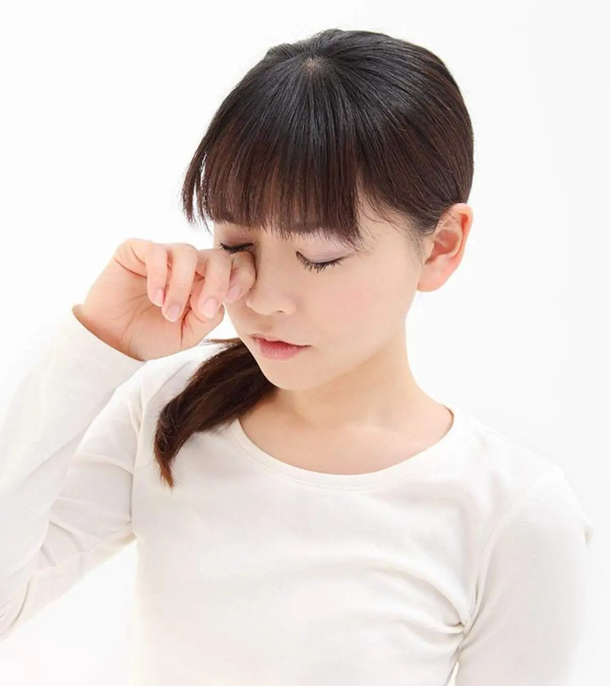 13 Home Remedies For Itchy Eyes: Fast Relief Tips