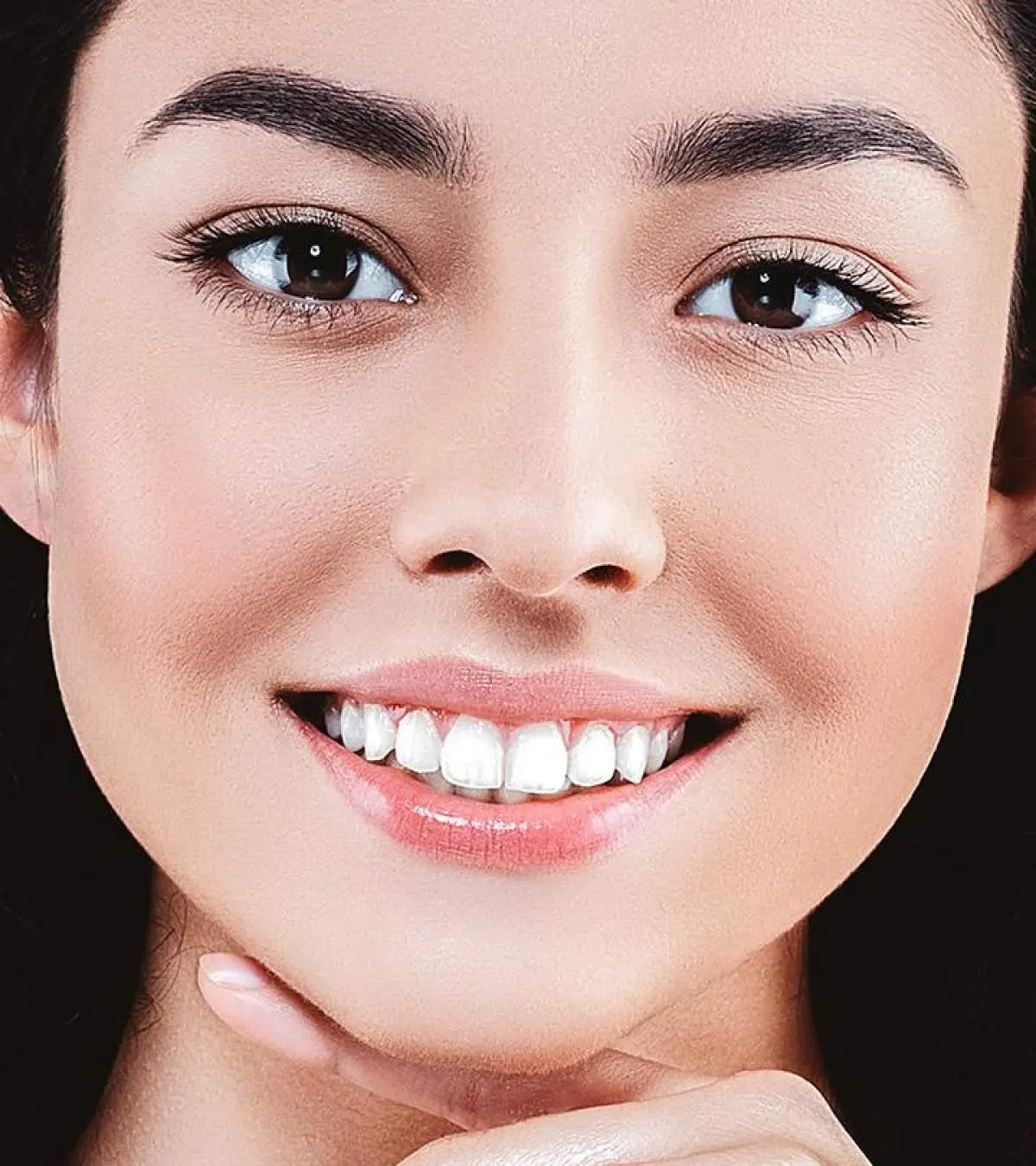 How To Get Clear Skin Naturally: 13 Easy Home Remedies