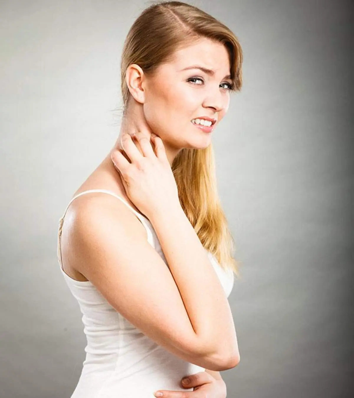 Home Remedies For Skin Allergies: 14 Natural Solutions