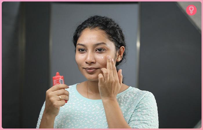 How To Apply/Re-apply Sunscreen While Wearing Makeup