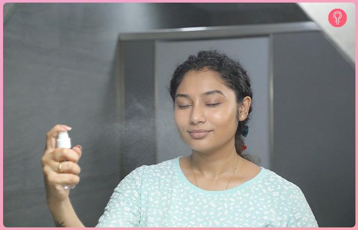 How To Apply/Re-apply Sunscreen While Wearing Makeup