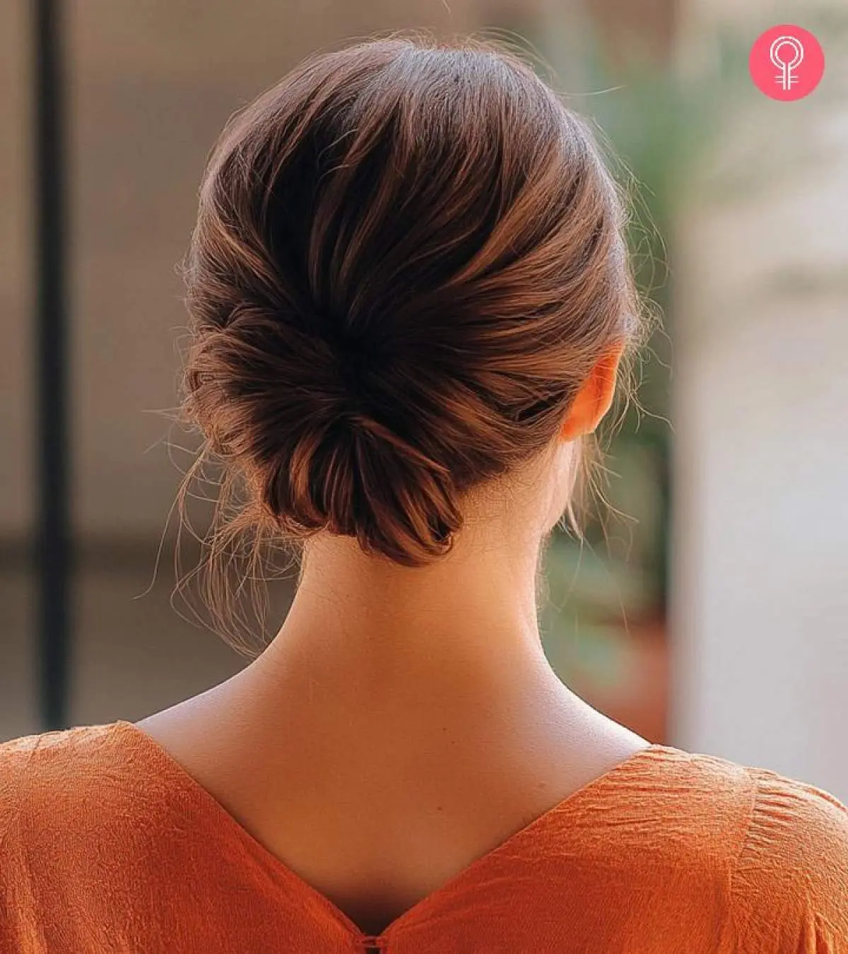 Low Bun Hairstyle: 5-Minute Step-By-Step Guide
