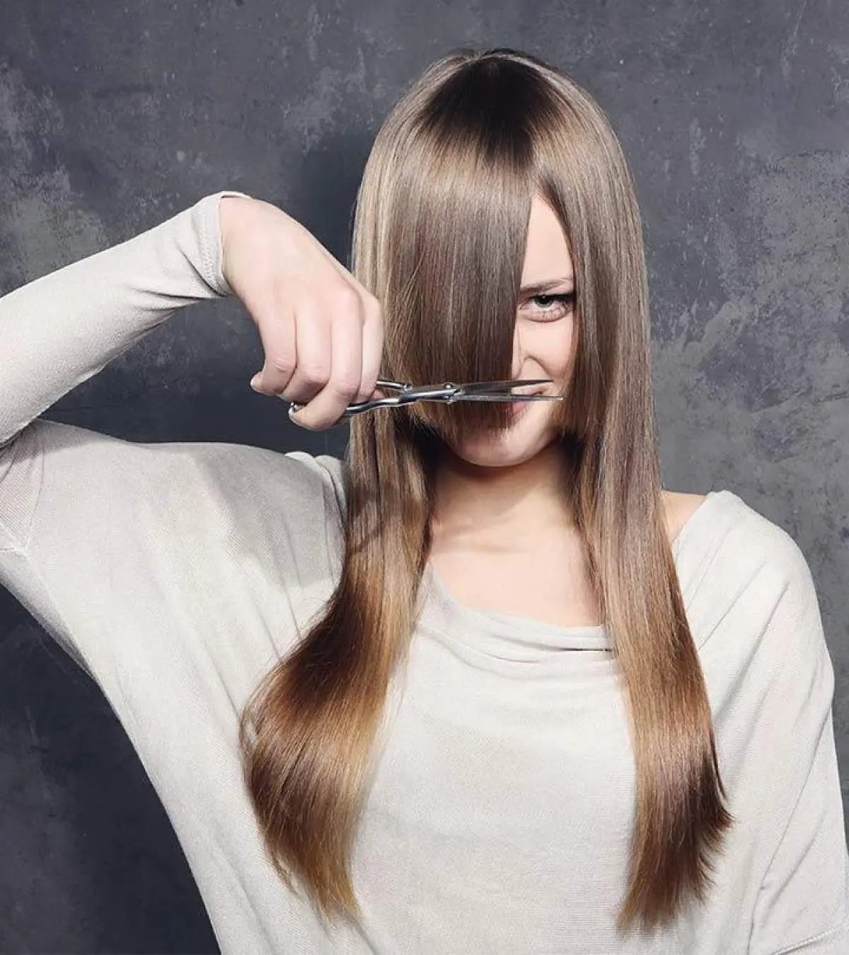 Should I Get Bangs? Expert Tips To Make The Right Choice