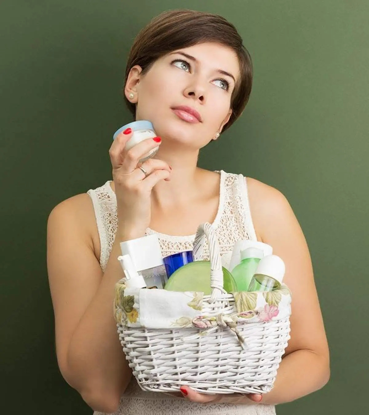 Difference Between BB CC And DD Cream: 3 Essential Facts