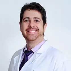 Dr. Ramon Andrade de Mello, Medical Reviewer at StyleCraze