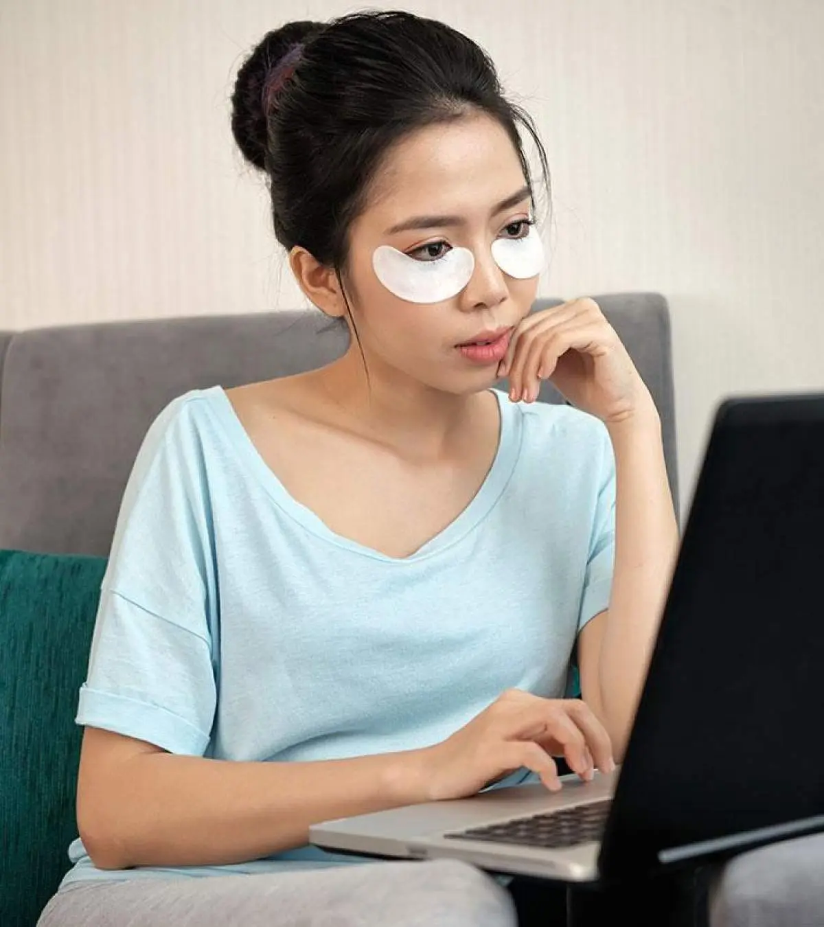 10 Best Korean Eye Masks Of 2026, According To An Esthetician