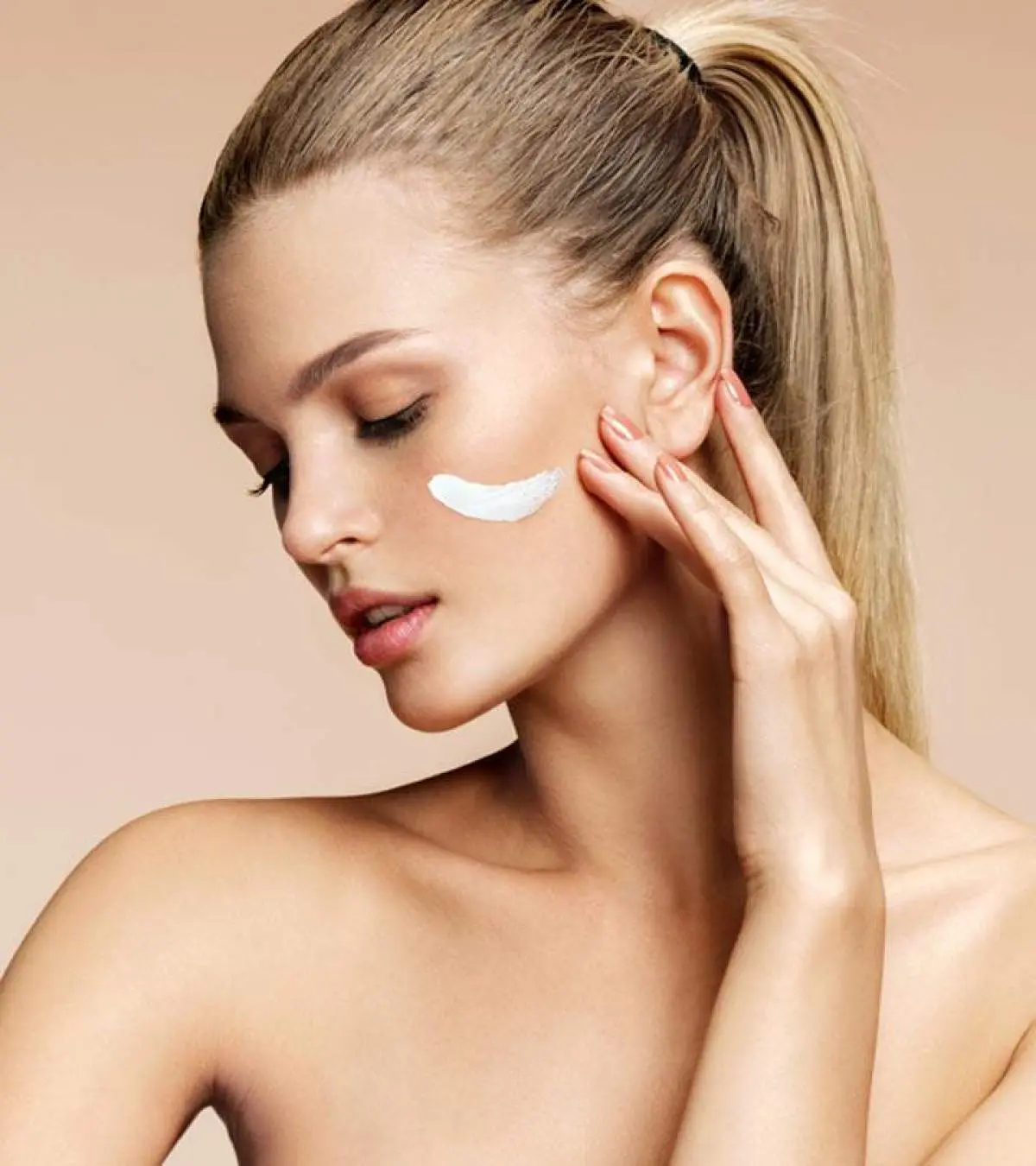 11 Best Makeup Artist-Approved Foundations For Textured Skin (2025)