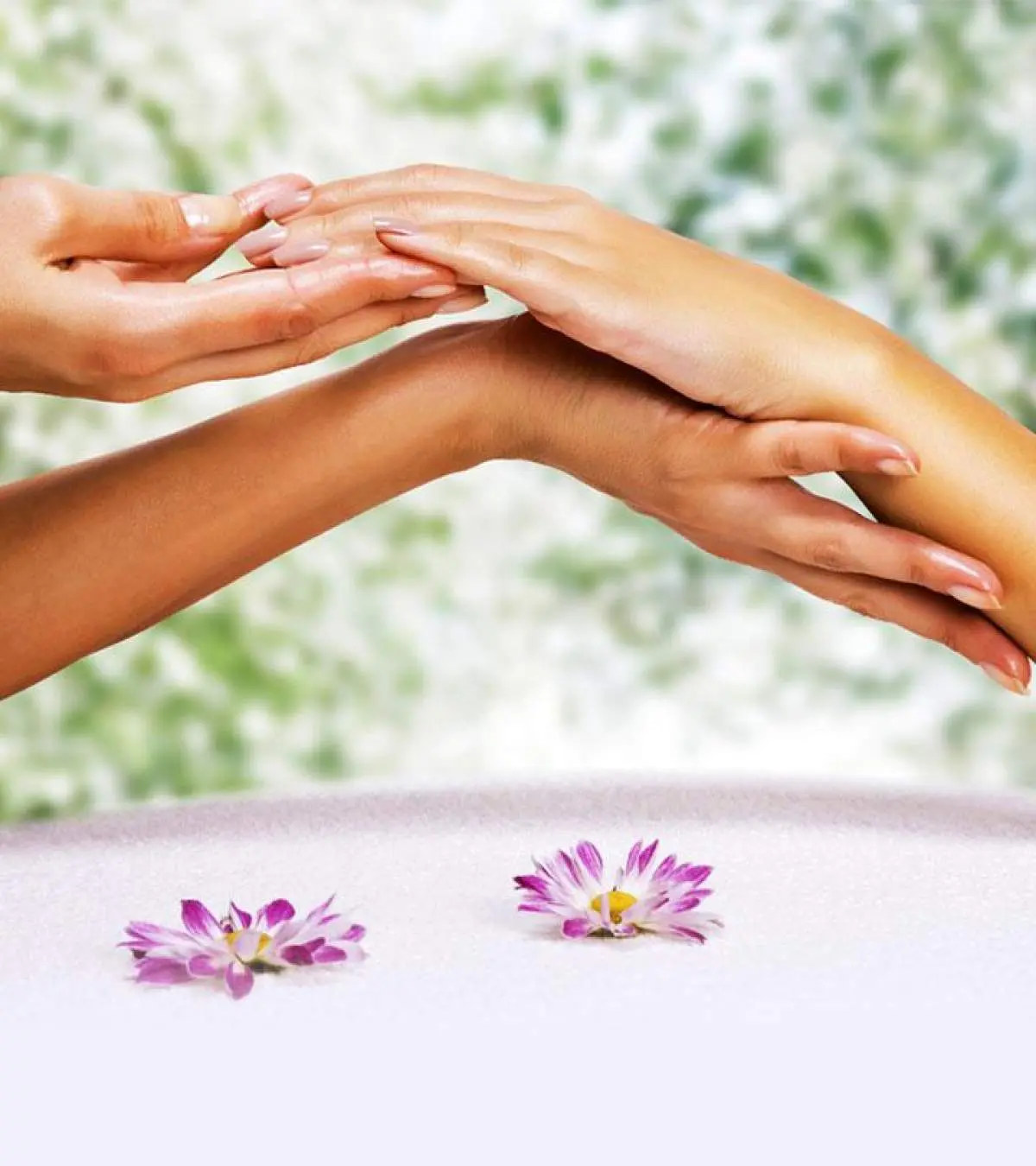 9 Best Korean Hand Masks Of 2025, As Per A Makeup Artist – Buying Guide