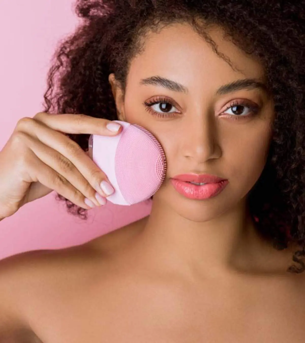 12 Best Oil Cleansers For Oily Skin: Expert Picks For 2025