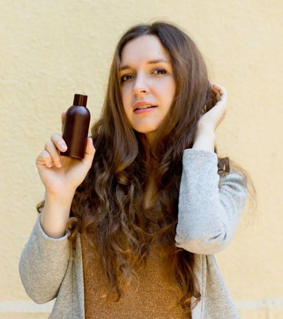 Wild Growth Hair Oil: 5 Benefits, Ingredients & How To Use