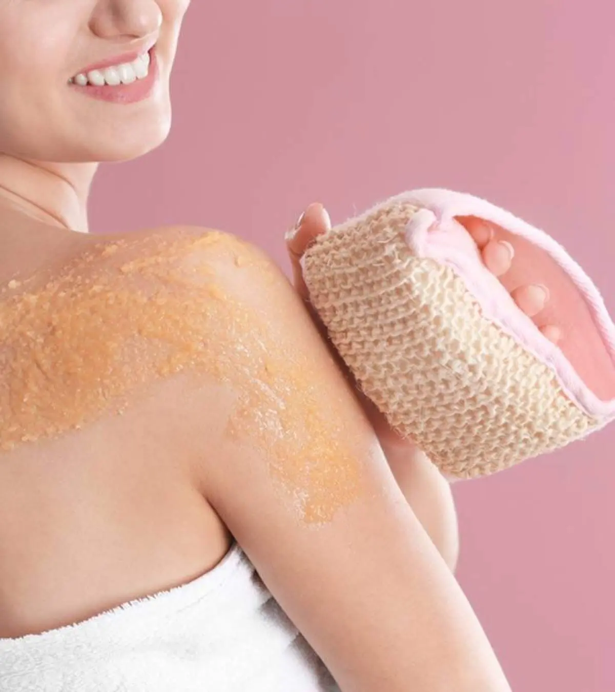 Exfoliate And Cleanse Your Skin With The 10 Best Loofahs Of 2025