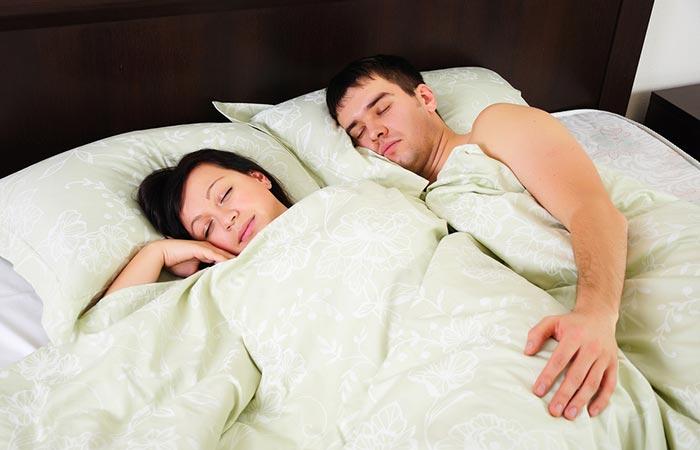 26 Types Of Couple’s Sleeping Positions And What They Say About Your Relationship