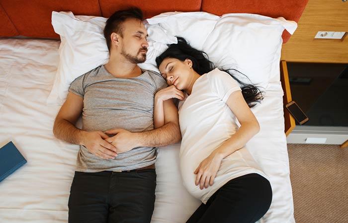 26 Types Of Couple’s Sleeping Positions And What They Say About Your Relationship