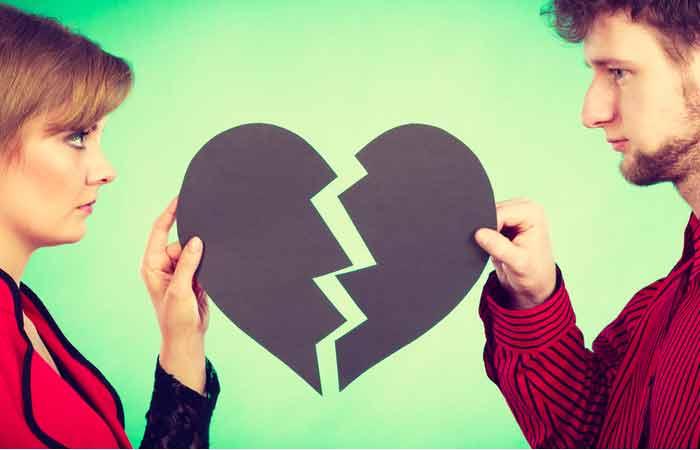10 Major Signs Of A Loveless Marriage And How To Deal With It