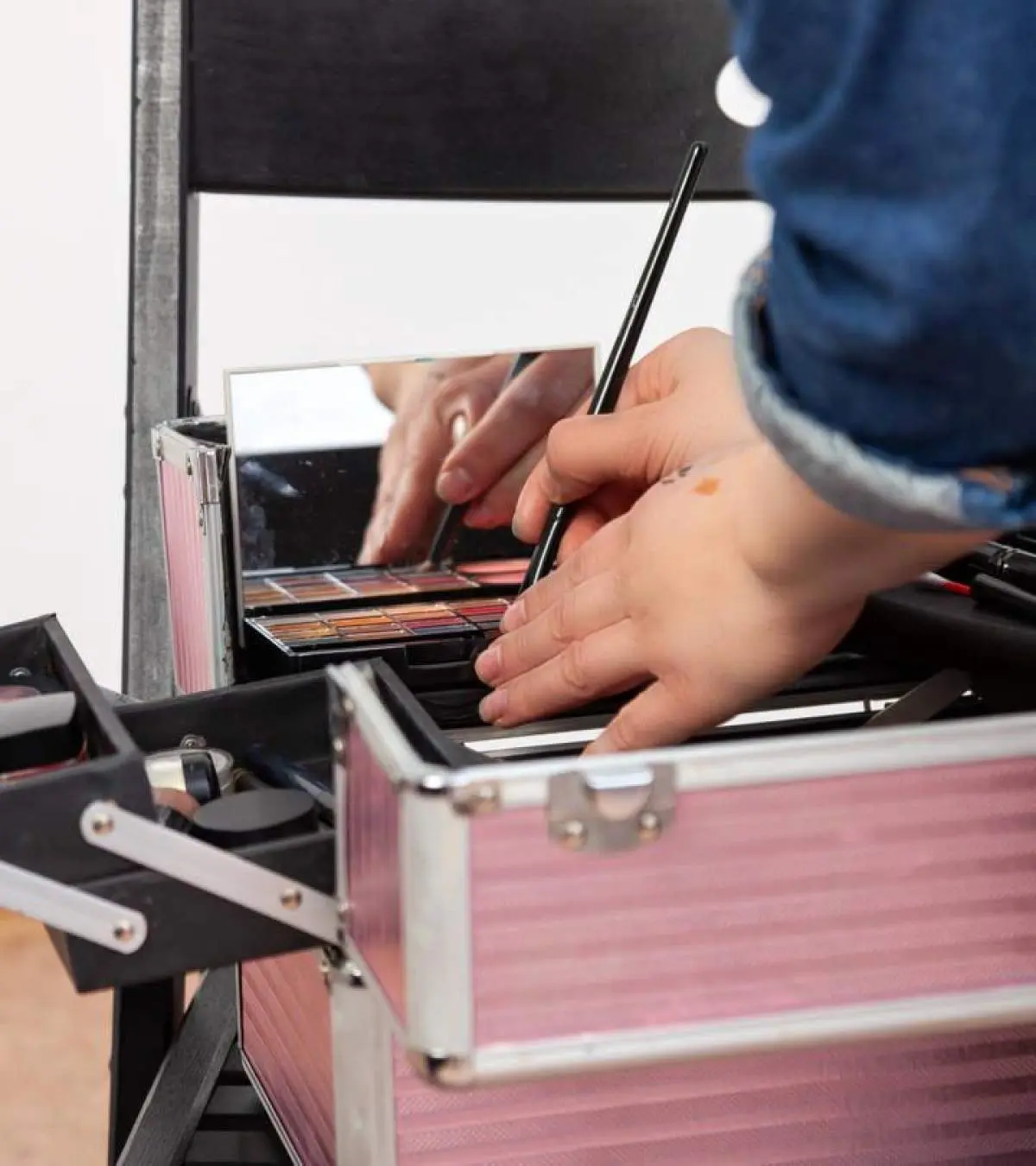 Best Rolling Makeup Case: 10 Essential Picks For 2026