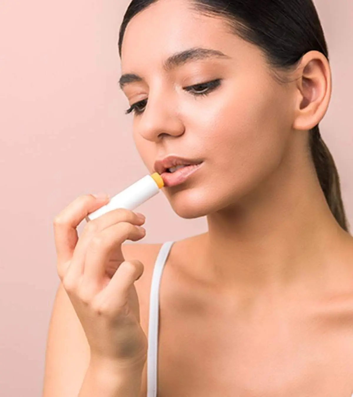 The 15 Best Lip Treatments For Anti-Aging, According To An Expert – 2025