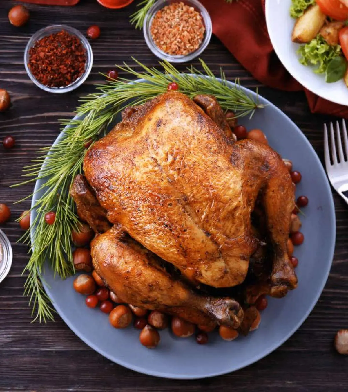 Turkey Meat: 3 Health Benefits, 4 Easy Recipes & 2 Risks