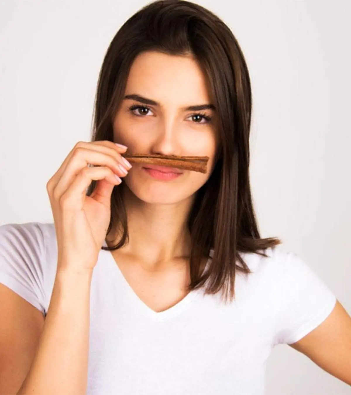 Cinnamon Benefits For Skin: How To Use And Side Effects