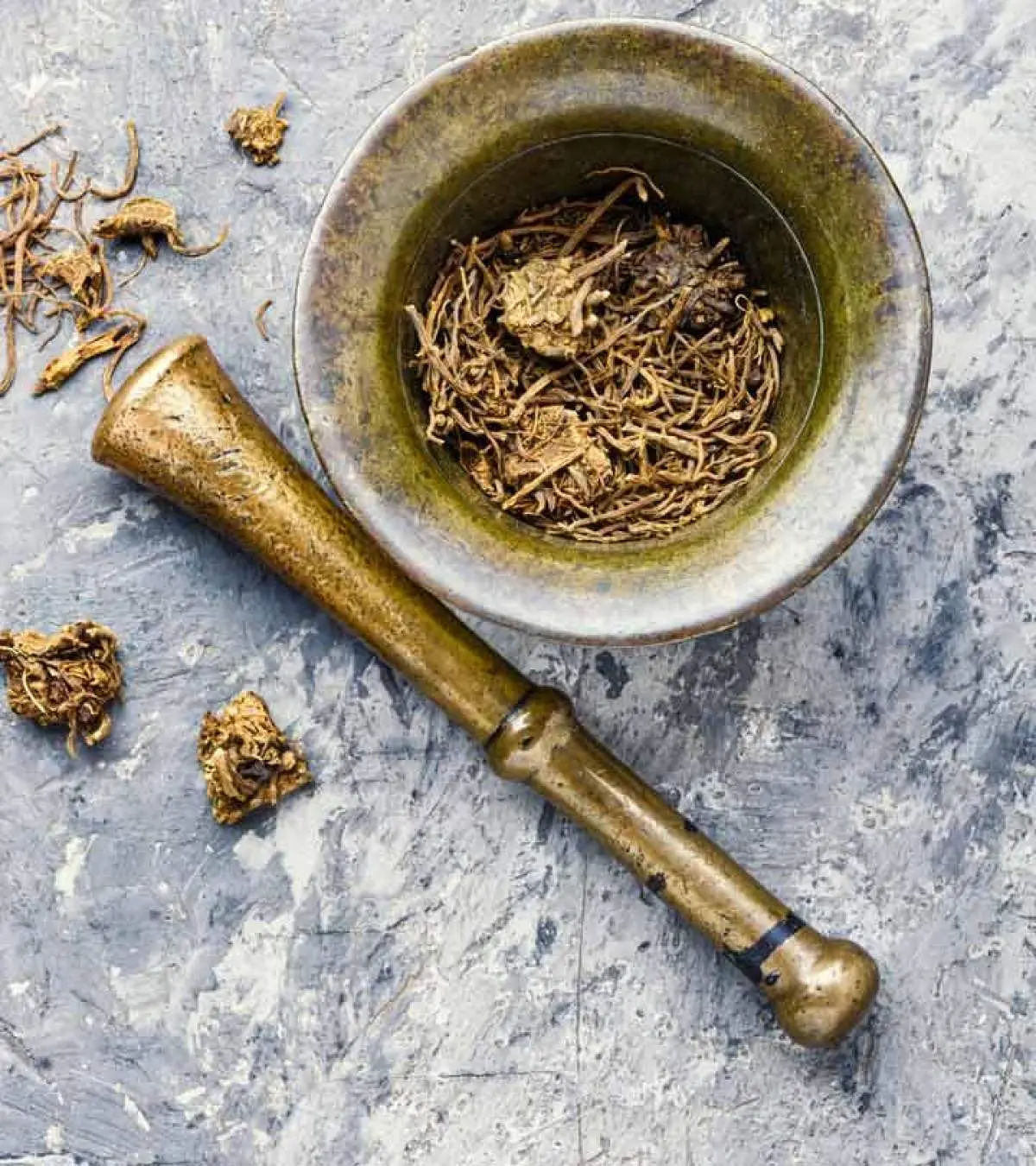 Valerian Root Benefits: 5 Major Uses, Risks, And Dosage Tips