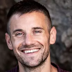 Alex Crockford, StyleCraze Expert Panel Member