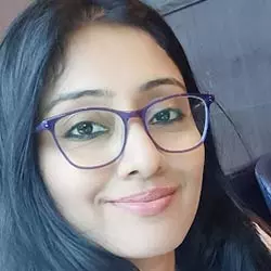 Nilofar Pendhari, StyleCraze Expert Panel Member