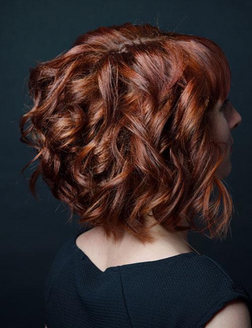 33 Chic Wedge Haircuts For Women & How To Do Them