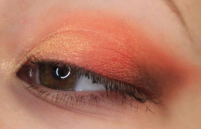 21 Stunning Red Eyeshadows Looks To Try