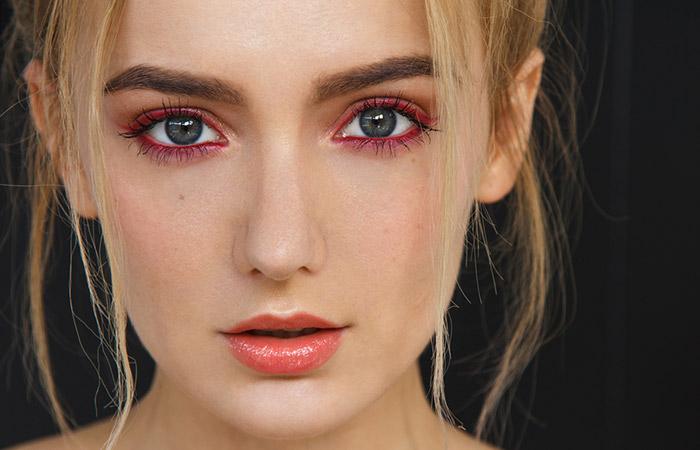 21 Stunning Red Eyeshadows Looks To Try