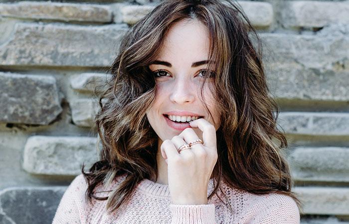Type 1b Hair: Pros And Cons, How To Take Care, And Hairstyles
