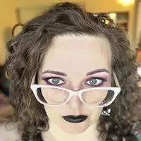 Arrvada Isom, StyleCraze Expert Panel Member