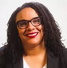 Amira Martin, StyleCraze Expert Panel Member
