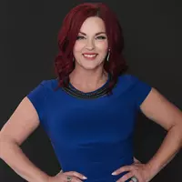 Donna Kay Parrish, StyleCraze Expert Panel Member