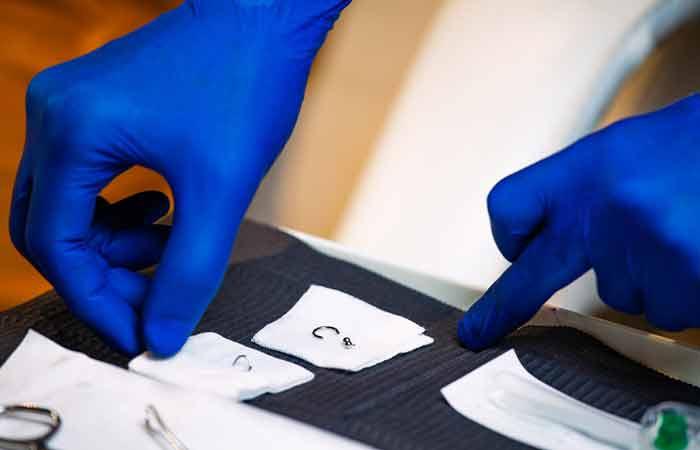 Austin Bar Piercing: Cost, Pain Level, Risks, And Aftercare