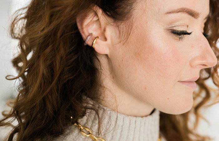 Ear Cuffs (No Piercing): How To Wear And Styling Tips