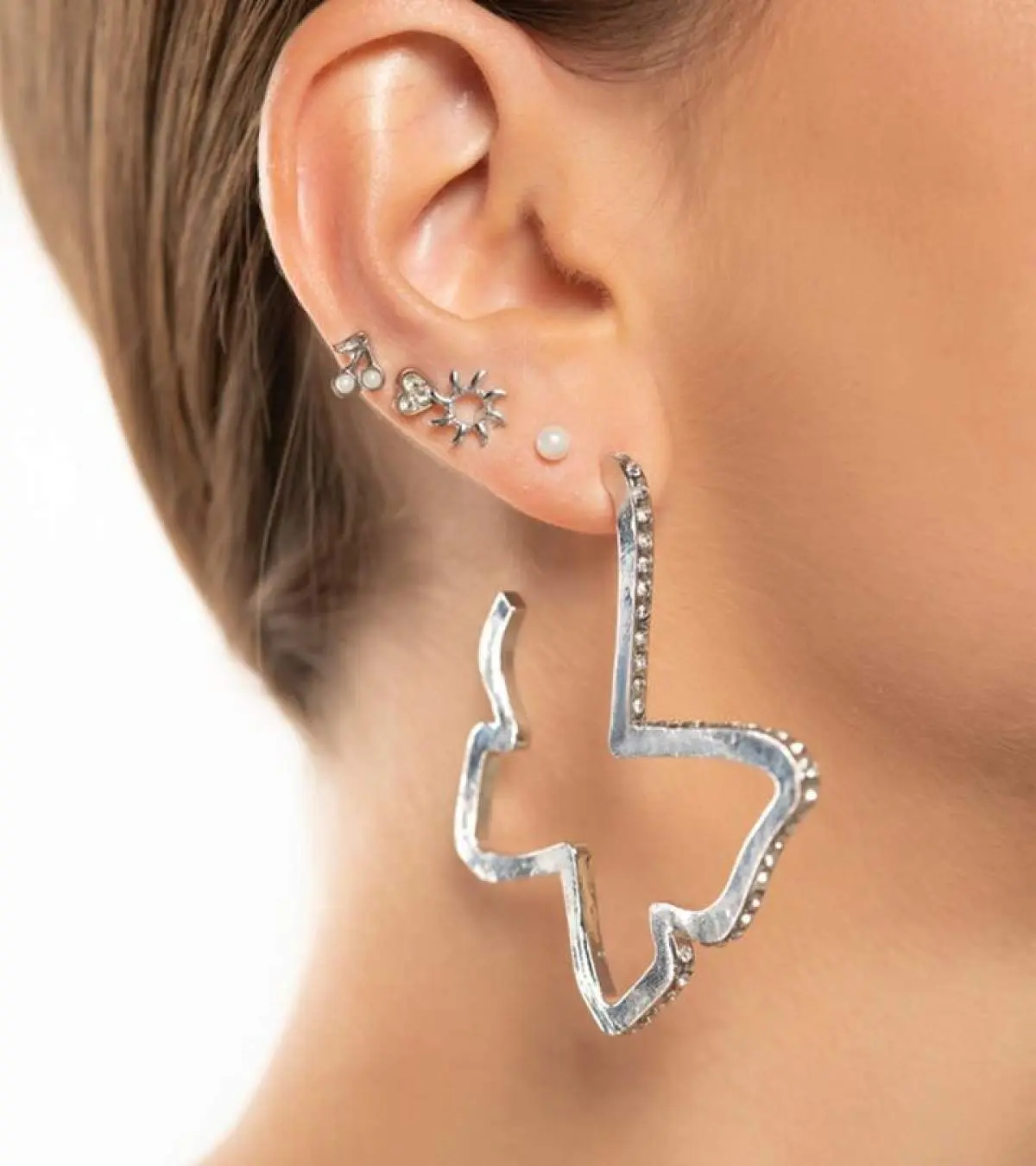Best Metals For Piercings: 8 Hypoallergenic Options