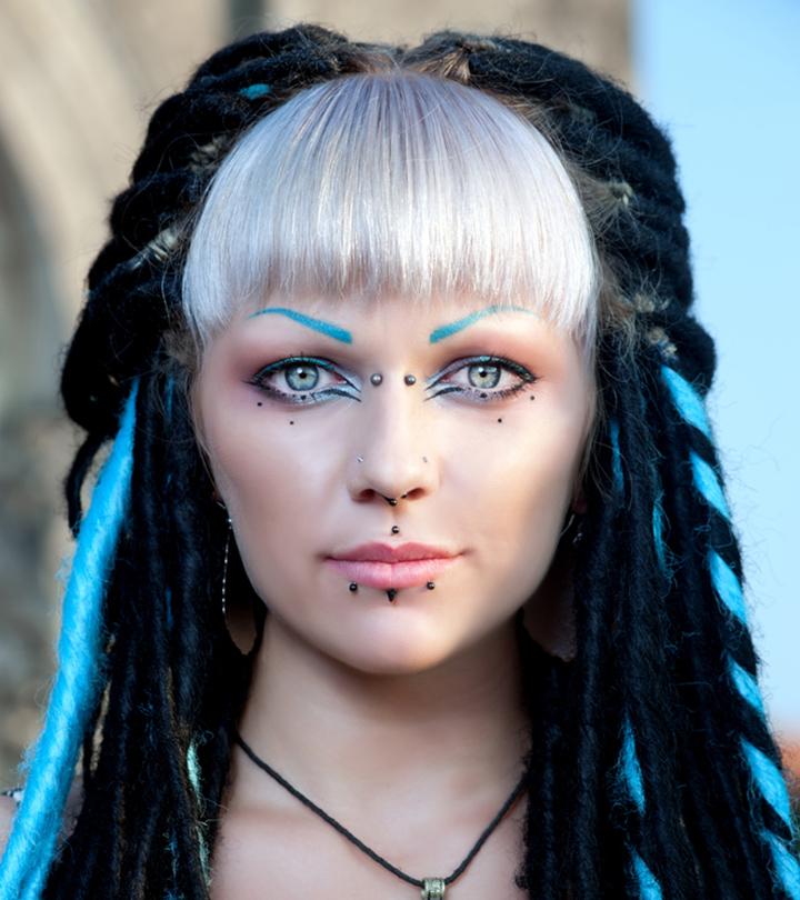 Labret Piercing: Types, Pain Level, Healing Time, And Jewelry