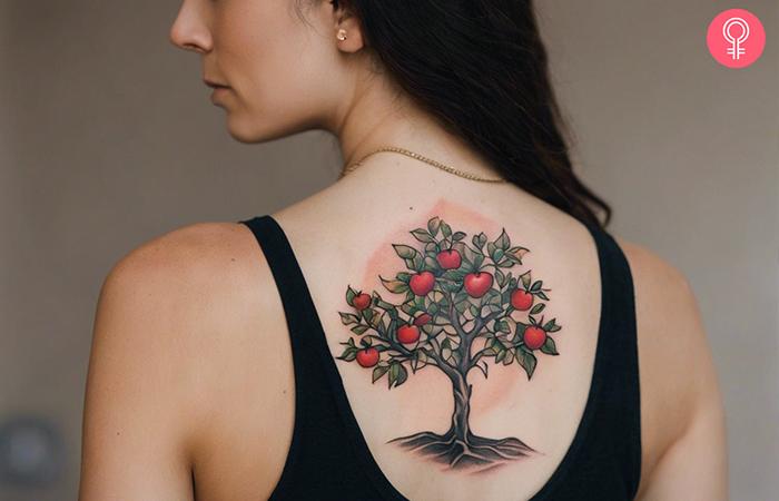8 Stunning Apple Tattoo Designs To Tempt Your Taste